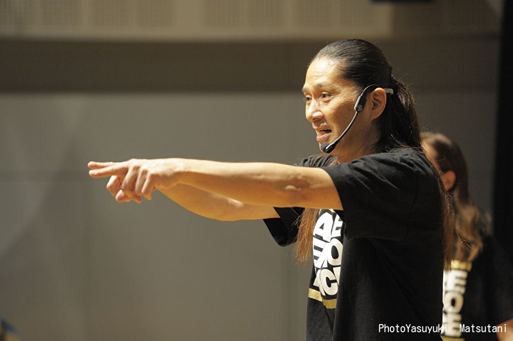 画像・写真｜TRF SAM「61歳、15歳で出会ったダンス一筋に。ディスコが好き過ぎ、家出したことも。父の〈何をやってもいいから、真面目にやれ ...